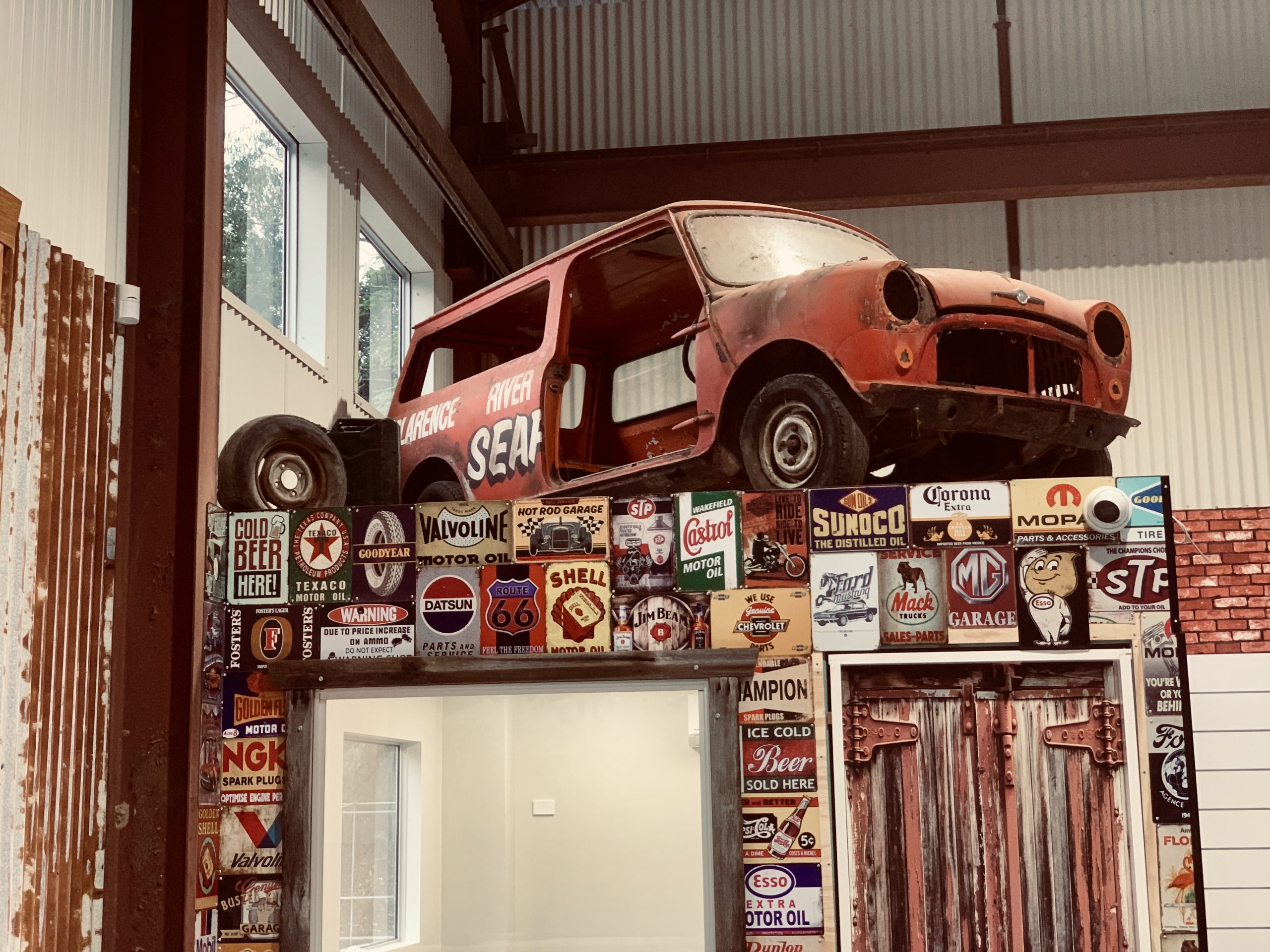 Atomic Hardz Fishing Lure Shiner 85 Double Deep Distinct Wobble and ...